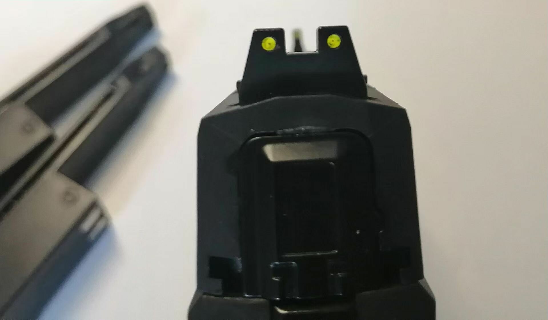 Электронная тактическая игрушка Orbigun SIG Sauer P320 XCarry (7,2 8 мм) 2 цветовых варианта