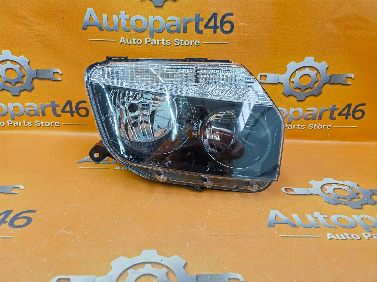 Правая Фара Рено Дастер черная RENAULT DUSTER с 10 по 15 год