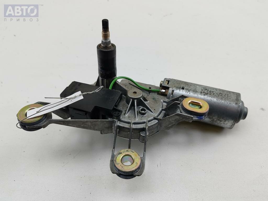 Двигатель стеклоочистителя заднего (моторчик дворников) Volkswagen Golf-4