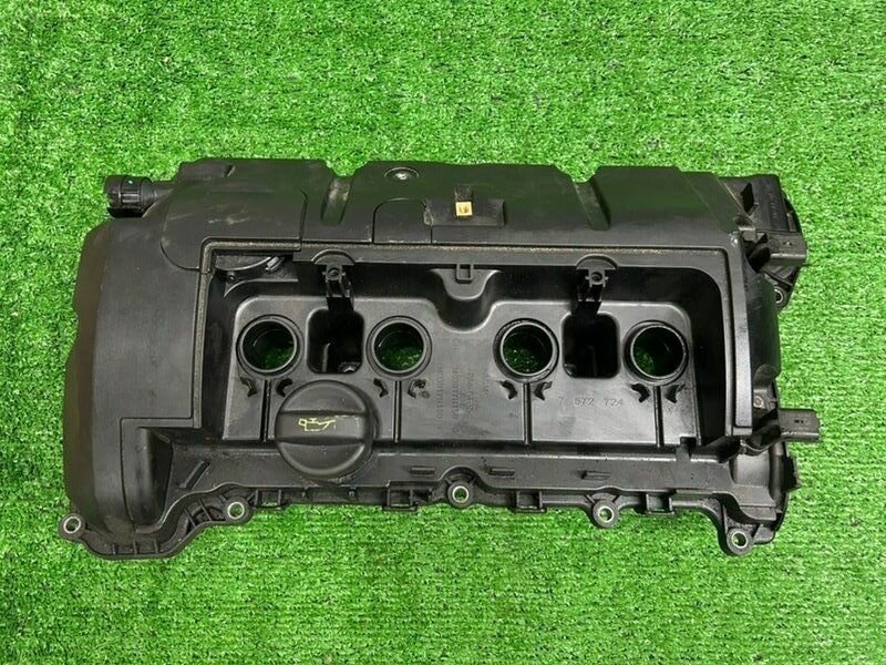 Клапанная крышка Citroen C3 Picasso EP6 0248Q5