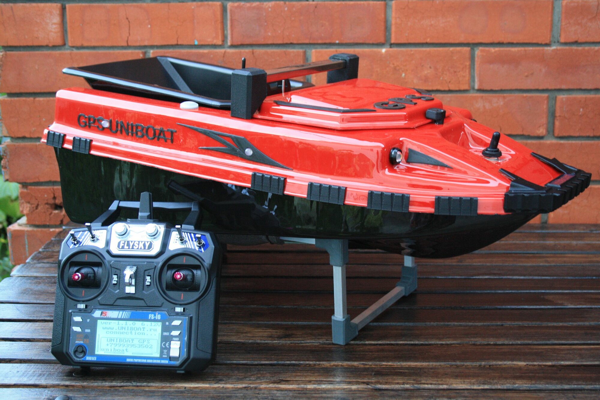 Кораблик UNIBOAT прикормочный для рыбалки (MAX-2/Звук на корабле/Кнопка отправки/Пульт FLYSKYI6))