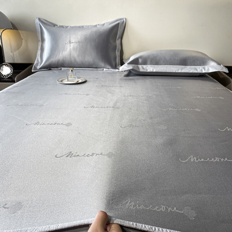 Класс А Низкопрофильная роскошь Высокоточная 7A Антибактериальная Пряжа-Окрашенная Машинная стирка Ледяной шелк Комплект постельного белья Охлаждающий мат Трехкомпонентный набор