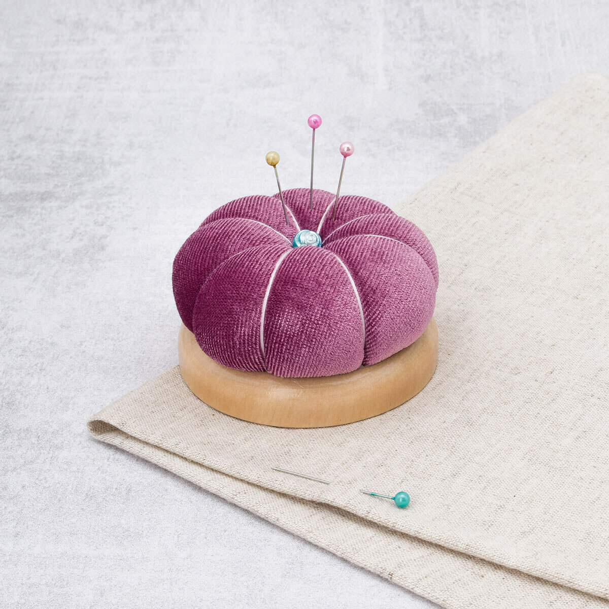 Игольница из ткани 'Цветок', размер 7 см, цвет ассорти, 1 штука