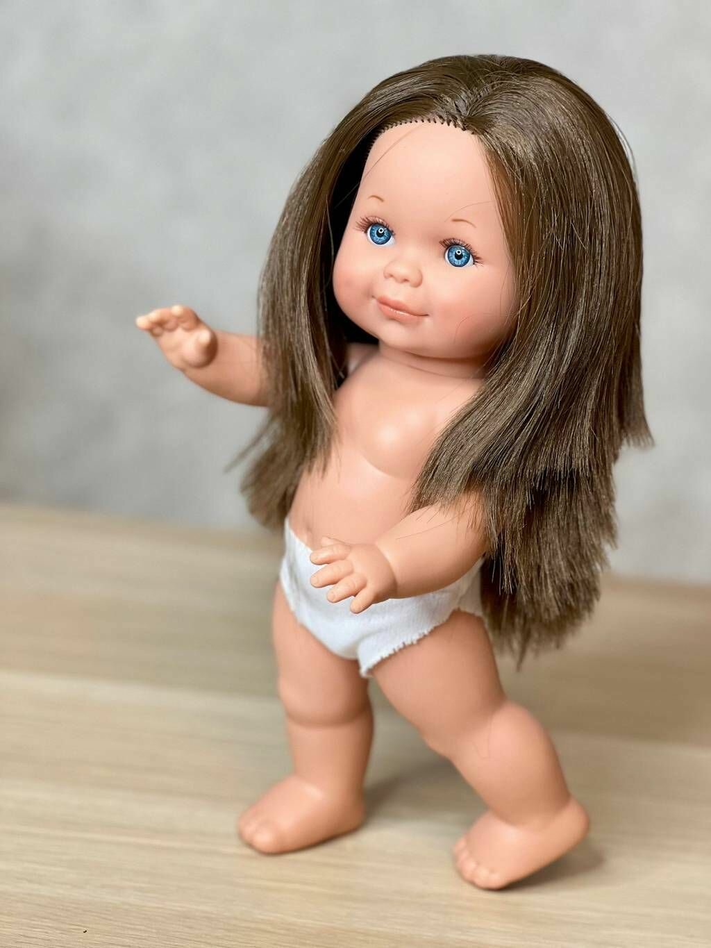 Кукла для девочки виниловая 30 см Бэтти без одежды (31215W1)