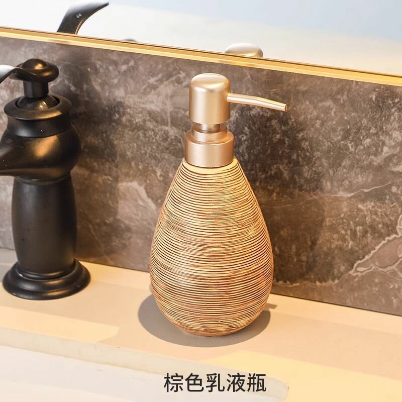 Набор для ванной комнаты из пяти предметов, винтажный набор для туалетных принадлежностей из матовой керамики ручной работы, свадебный набор для туалетных принадлежностей.