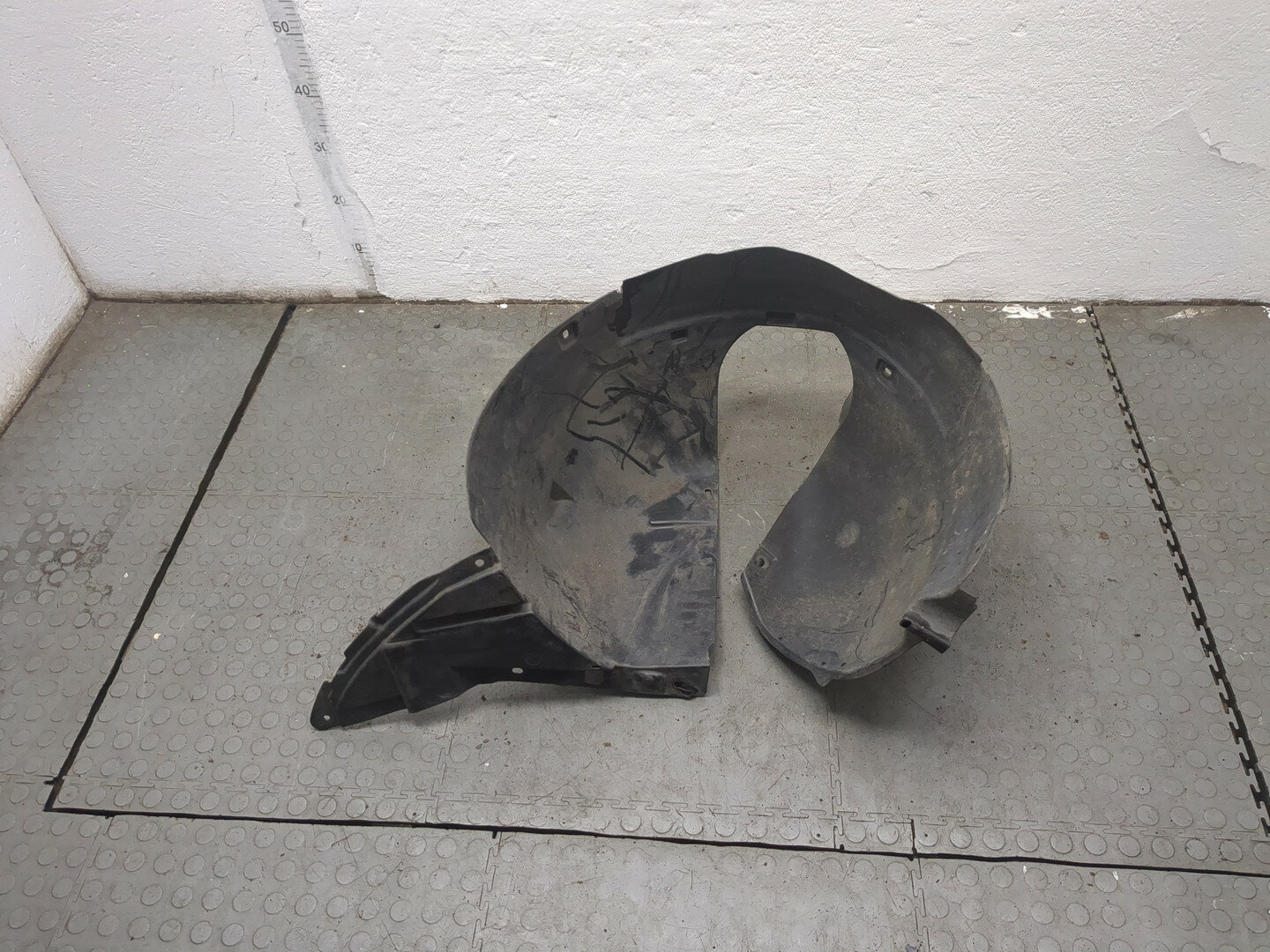 Защита арок (подкрылок) левая передняя Citroen C3 picasso Б/У