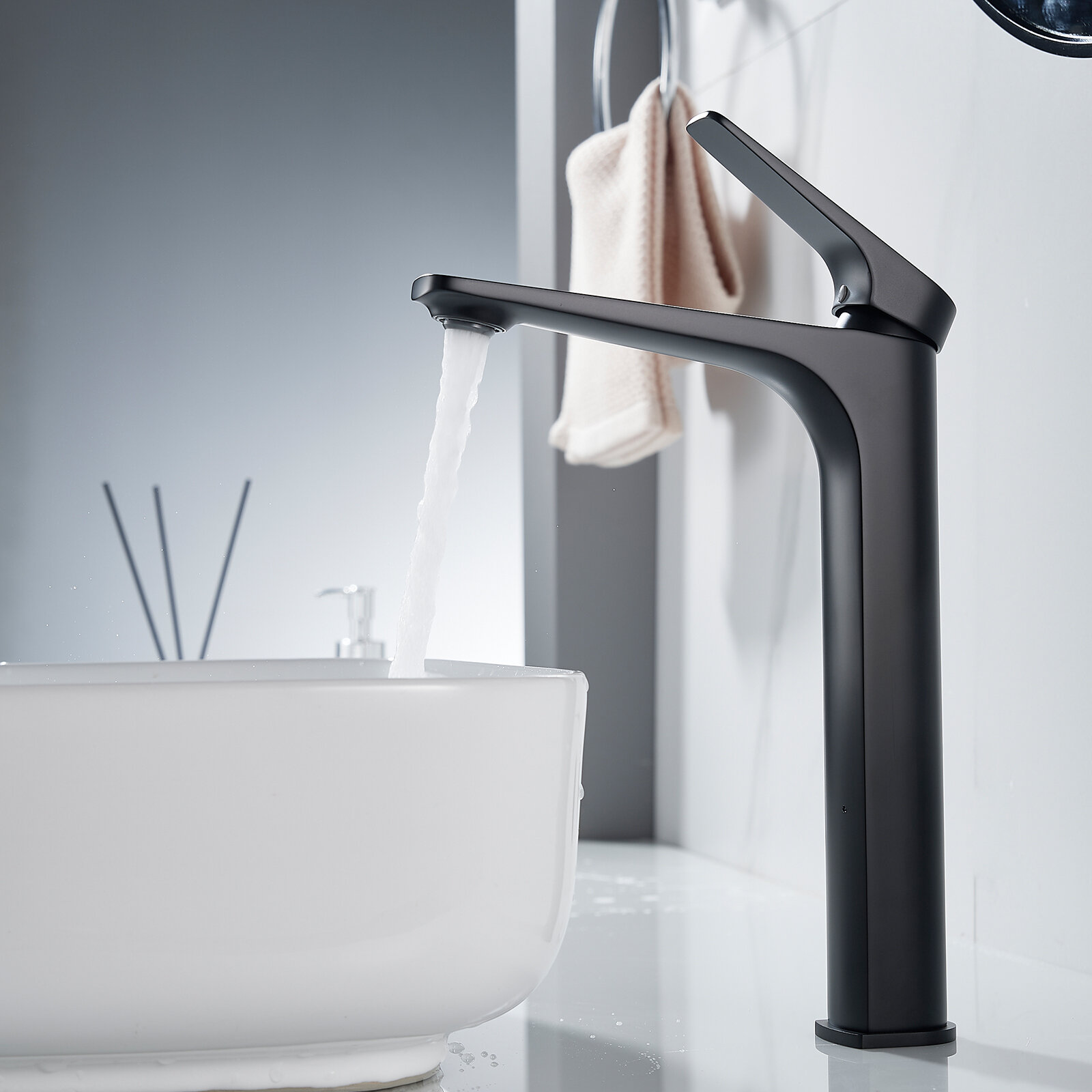 Смеситель для раковины Shevanik S4211H, латунь, цвет черный, керамический картридж