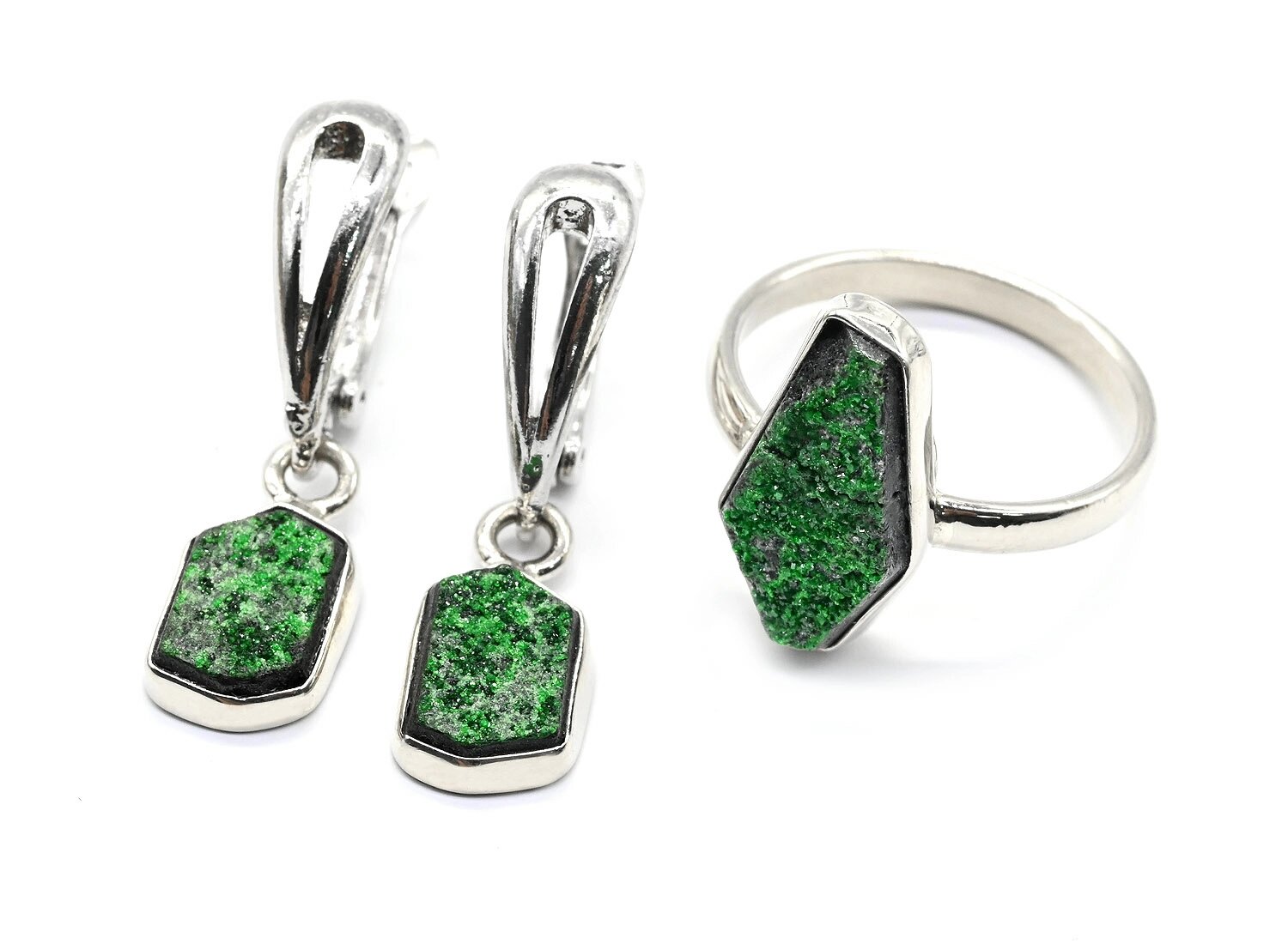 Комплект бижутерии