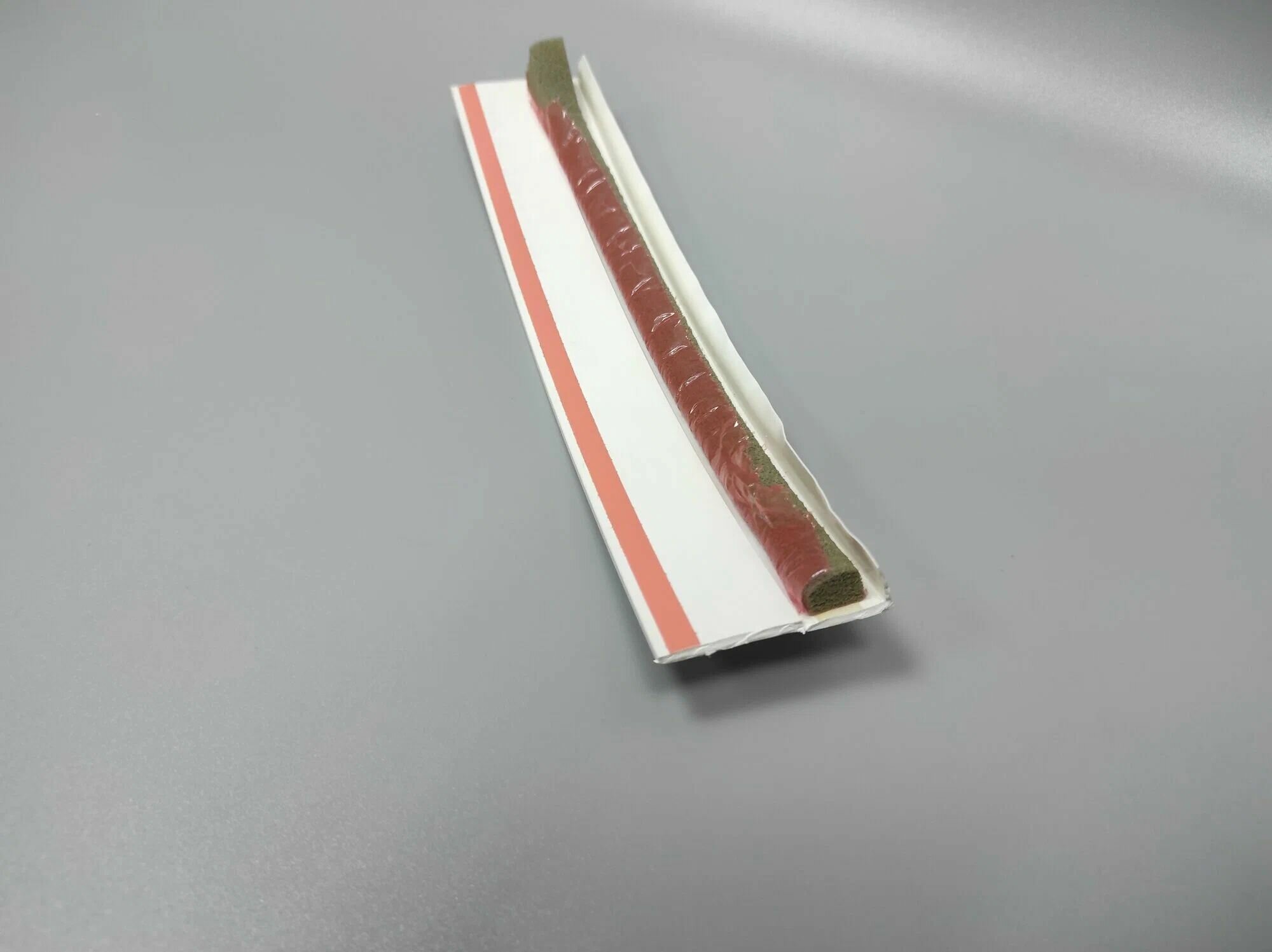 ПСУЛ (нащельник) Fenster-Rollleiste illbruck Innen, 50мм, внутренний, 9 метров