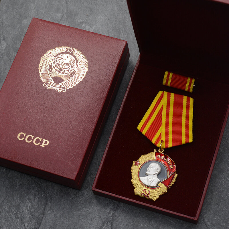 Подарочная коробка с советской медалью CCCP орден Ленина
