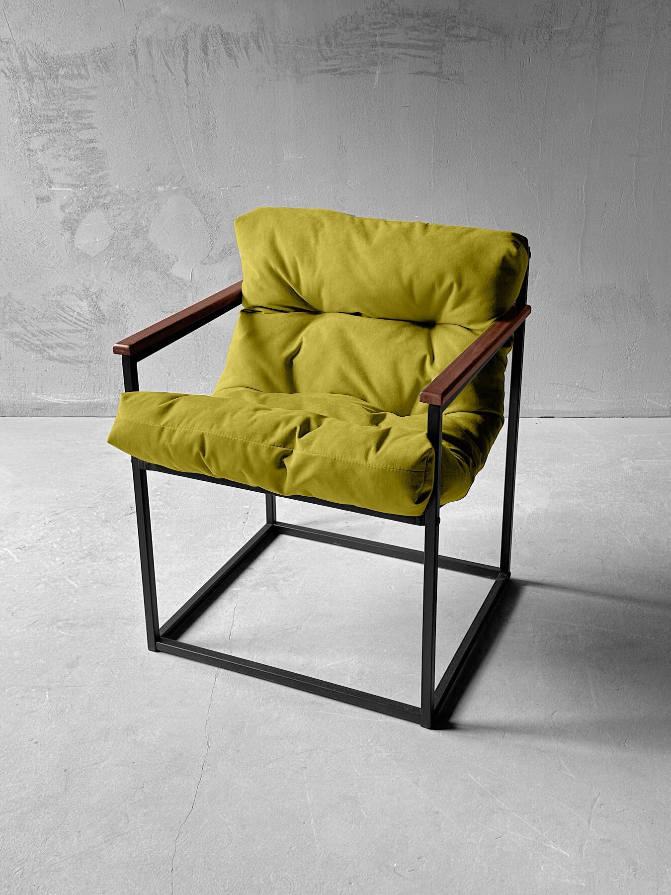 Кресло высокое обеденное Лофтовик + +желтый велюр для дома для офиса для дачи для балкона