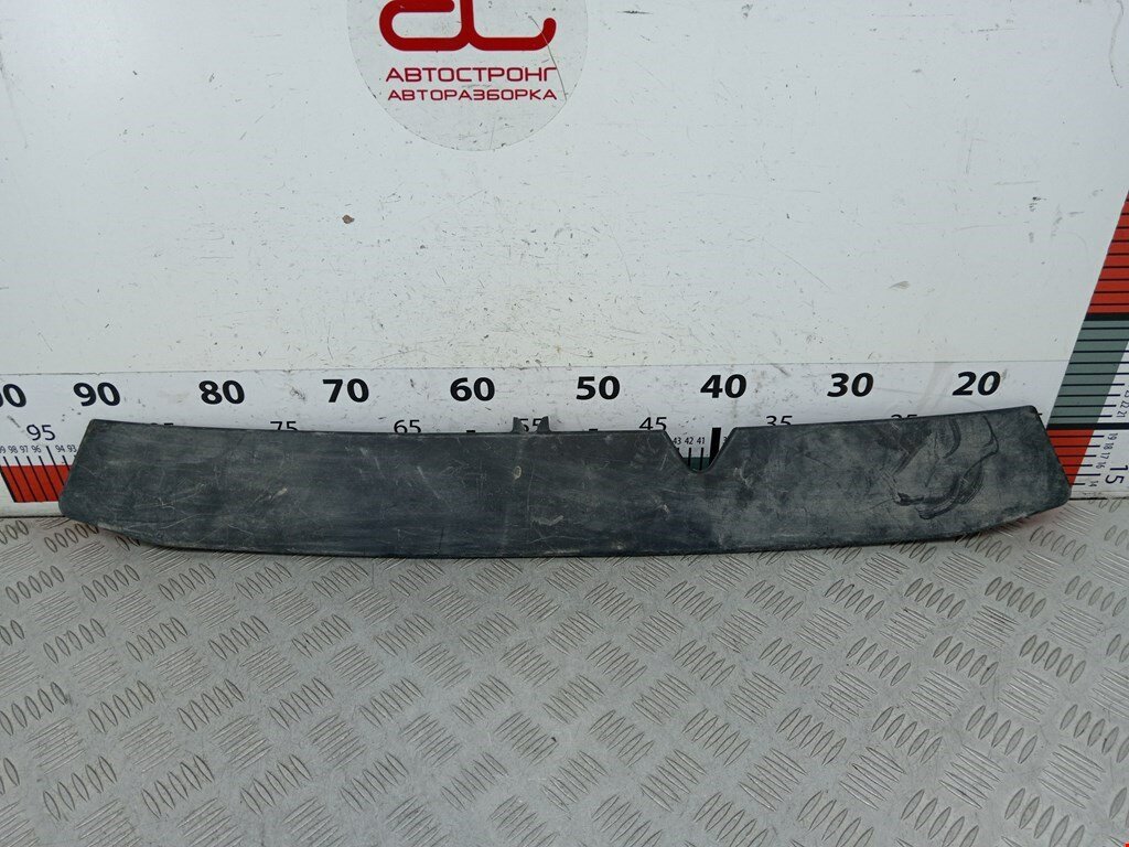 Накладка (молдинг) бампера заднего Audi A8 D4 4H0807217 арт. 2233224