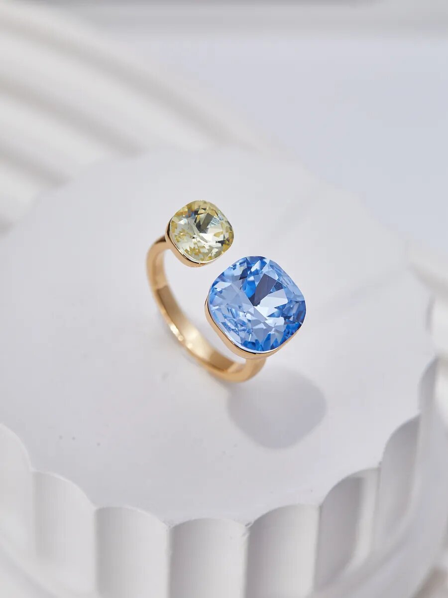 Кольцо, кристалл, кристаллы Swarovski, циркон, фианит, безразмерное, голубой, желтый, бежевый, синий — фото 1