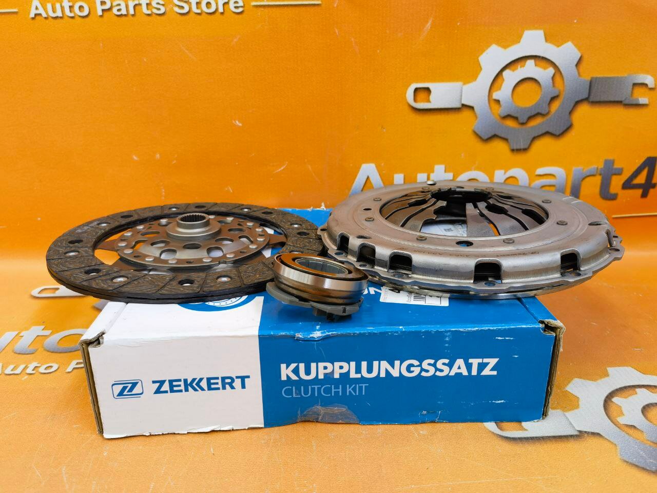 Комплект сцепления с подшипником Фольксваген Т4, VW Transporter IV 90-03 мотор 2.4 75 л. с 2.5 88 л. с Zekkert Германия