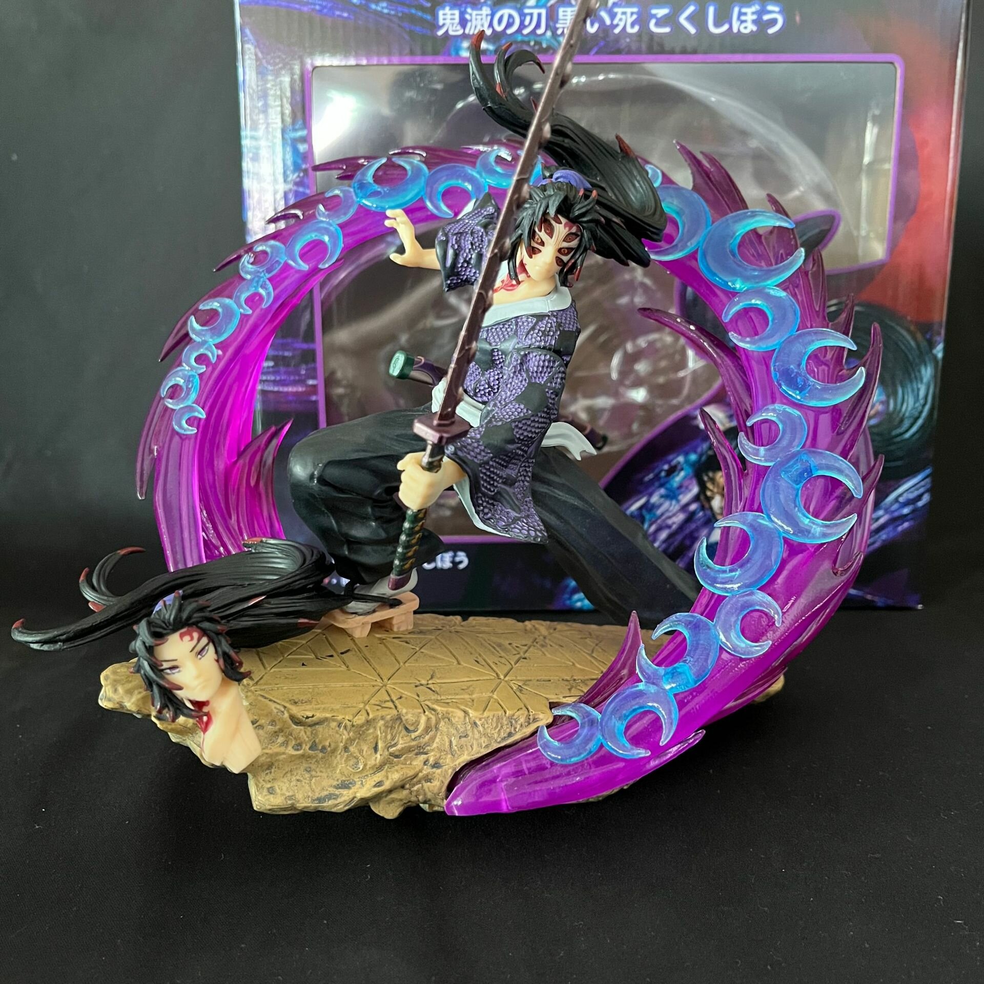 Убийца демонов GK, битва при Кокусибо, Ёриичи Цугикуни, светящаяся модель фигурки