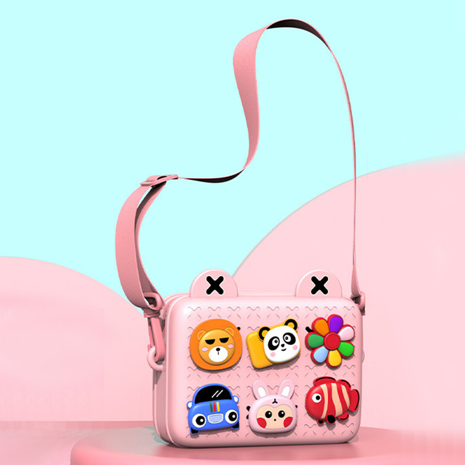 Сумки для детей Рюкзаки для детей Сумочки для девочек для игрушек камер Подарок на день рождения ребенка Материал EVA Цвета Красный Розовый Желтый Ремень регулируемый 33-60см Размер 182*72*104мм Размер упаковки 18.5*7.5*14.5см Вес упаковки 273г Упаковка