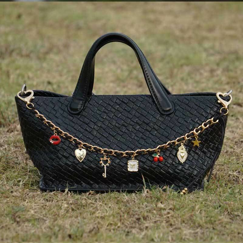 Сумка-шарм в форме сердца от Amazon, легкая роскошь, нишевый стиль, высококачественная сумка через плечо с удлиненной цепочкой и сердечком-брелоком