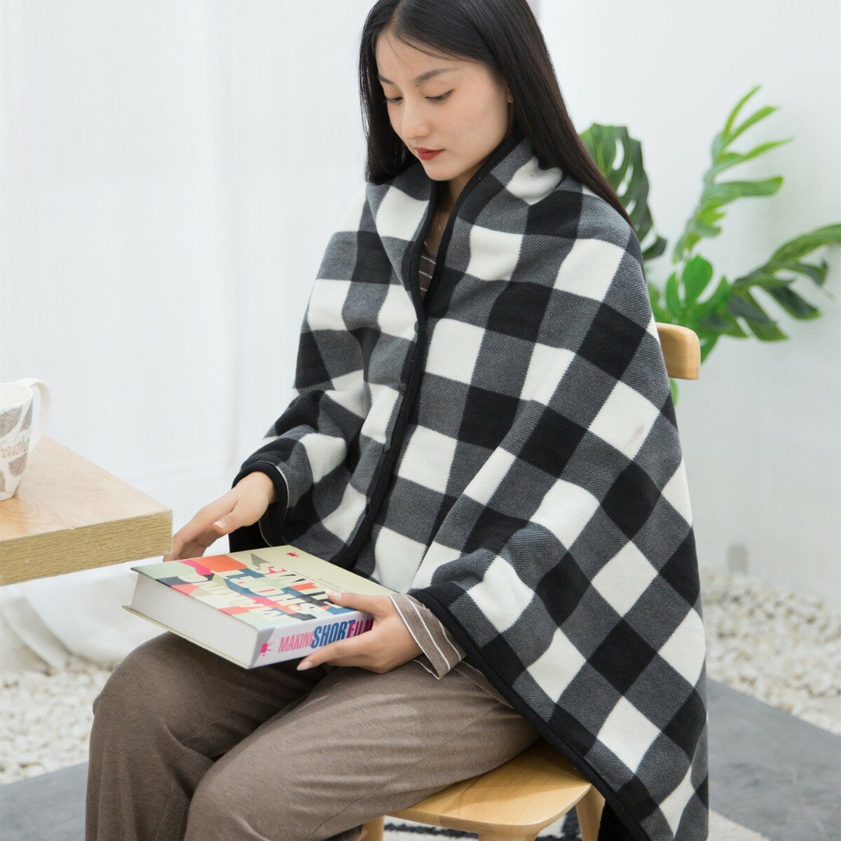 Горячая продажа офисного шала-одеяла, утолщенное флисовое полярное флисовое двуслойное теплое одеяло для осени и зимы, многофункциональное одеяло для ленивого сна