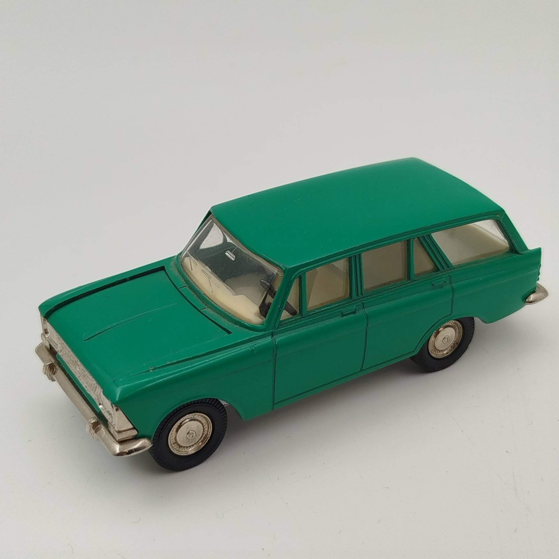 Модель автомобиля "Москвич 426", металл, пластик, СССР, 1970-1990 гг.