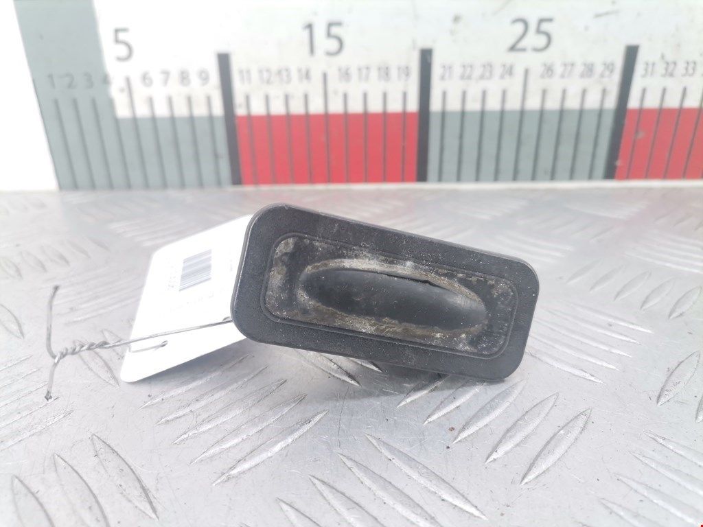 Ручка крышки багажника / 2153006 8200078256 8200076256 для Renault Scenic 2 (с пробегом)