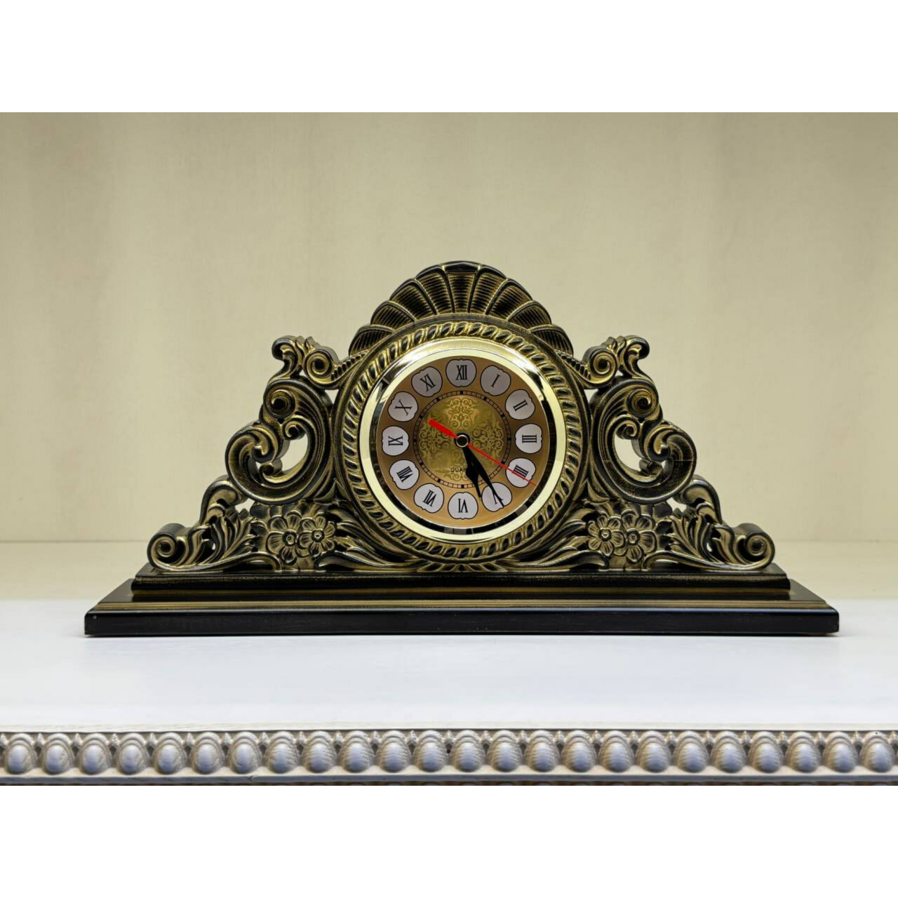 Часы из дерева настольные каминные 21х42 см