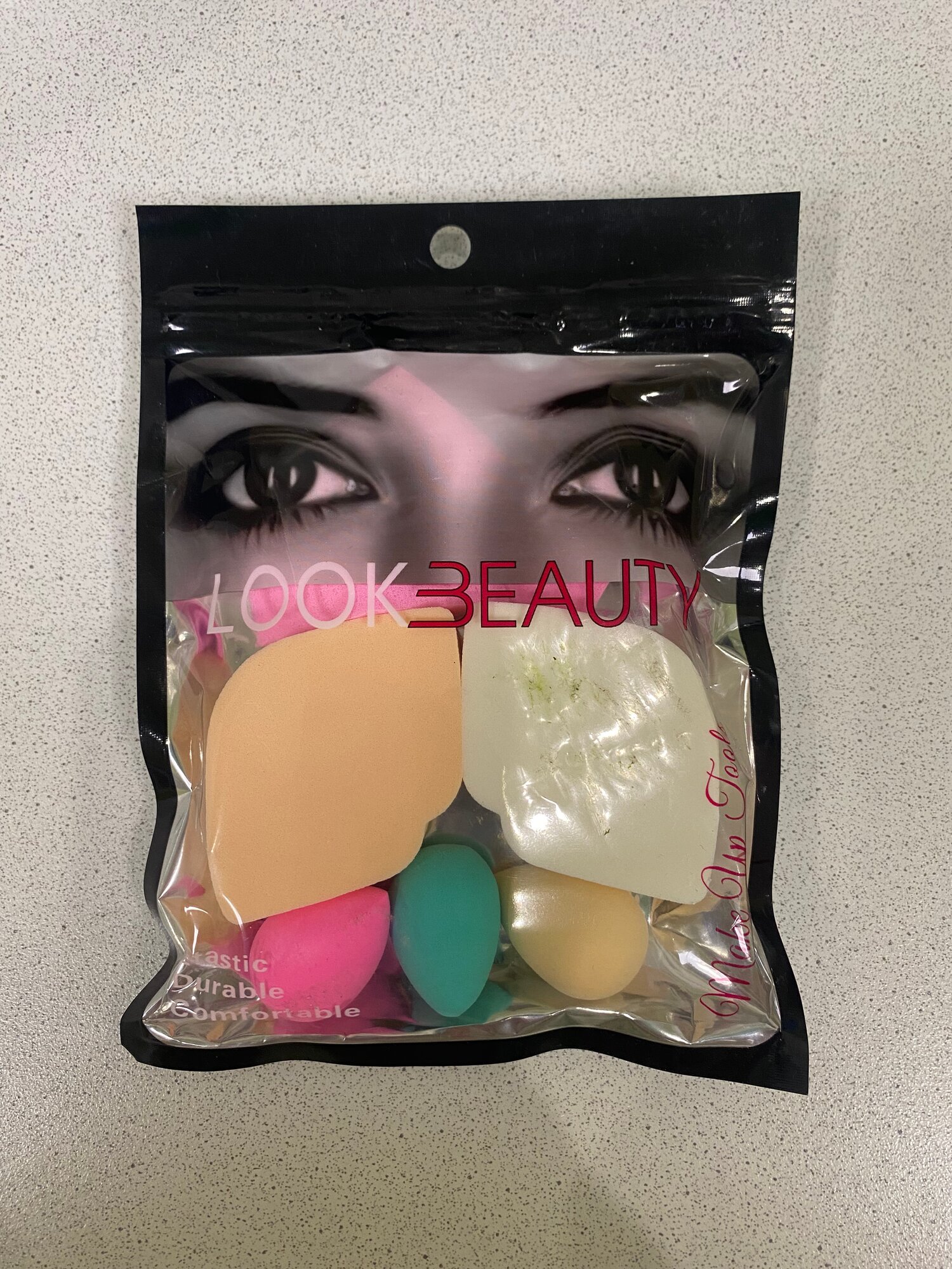 Спонжи для макияжа