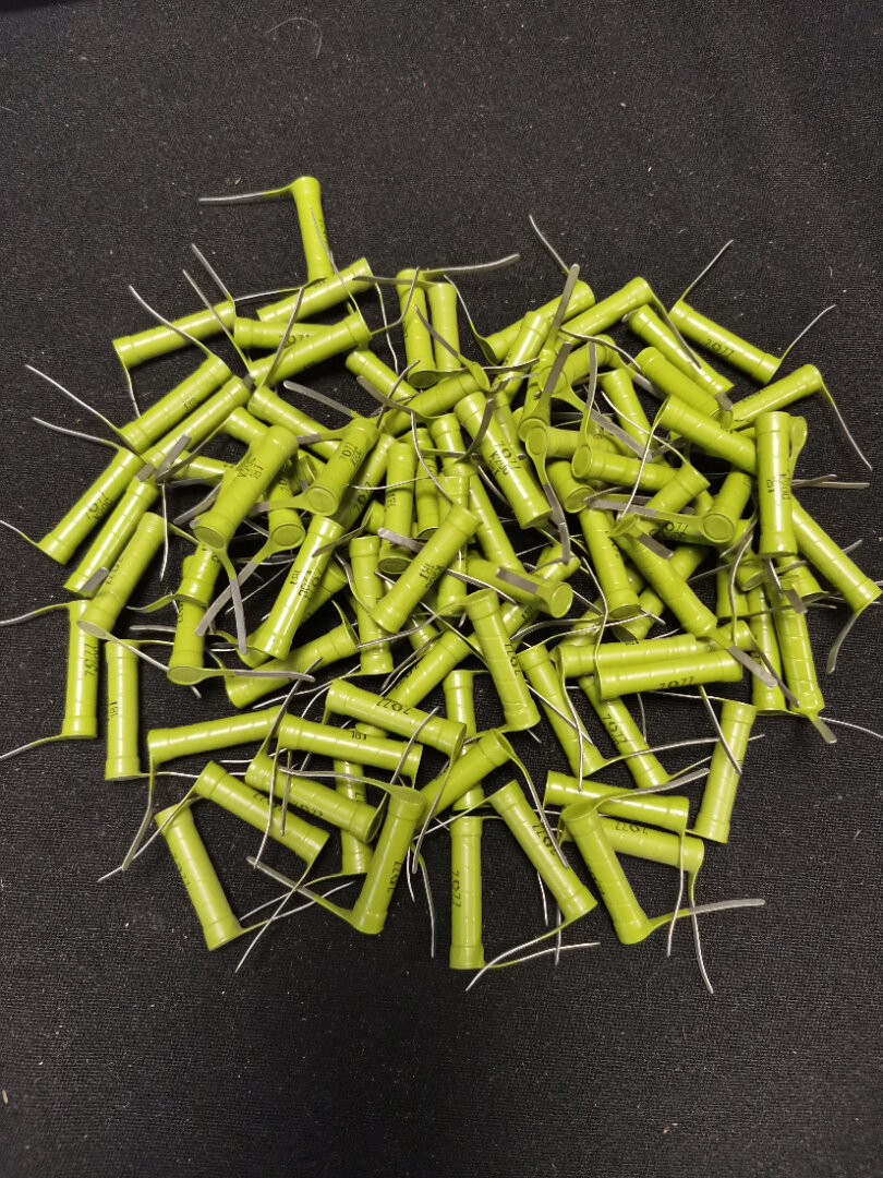 Резистор К20С сопротивление в военной электронике применялся набор из 10 шт.