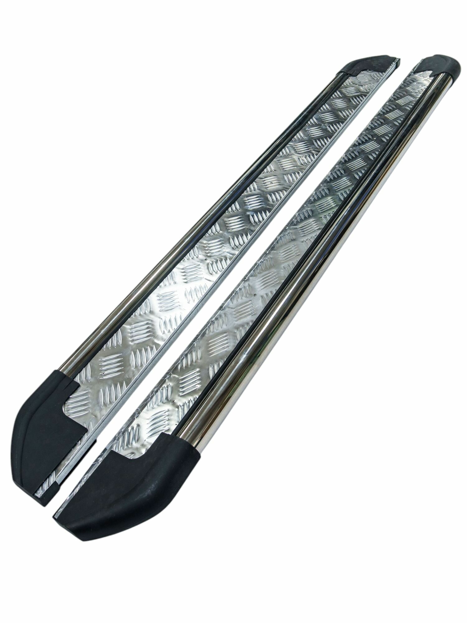 Пороги площадки с креплениями для Ford Kuga (Форд Куга) 2013-2019, с нержавеющей трубой, серебристые