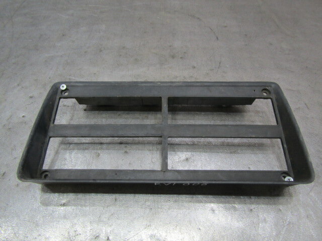 Рамка верхней консоли кабины Renault Premium