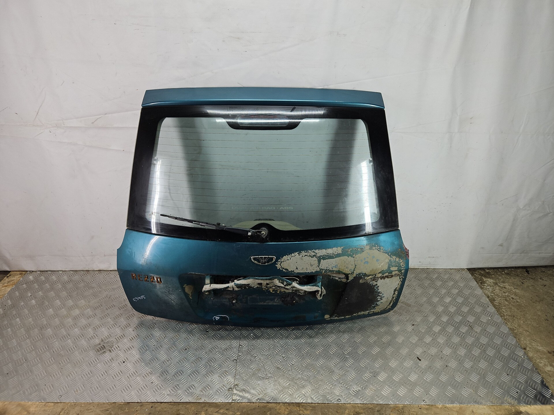 Крышка багажника Daewoo Rezzo KLAU 2001