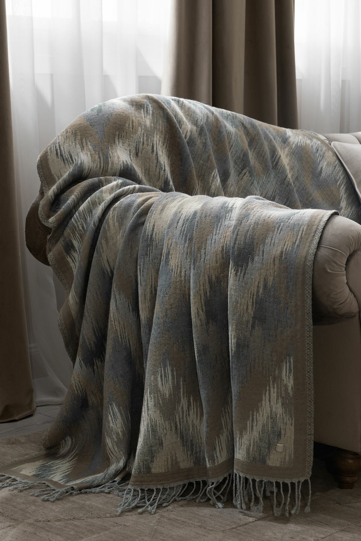 Togas Плед "Месед" мериносовая шерсть, с восточным орнаментом, 140х200