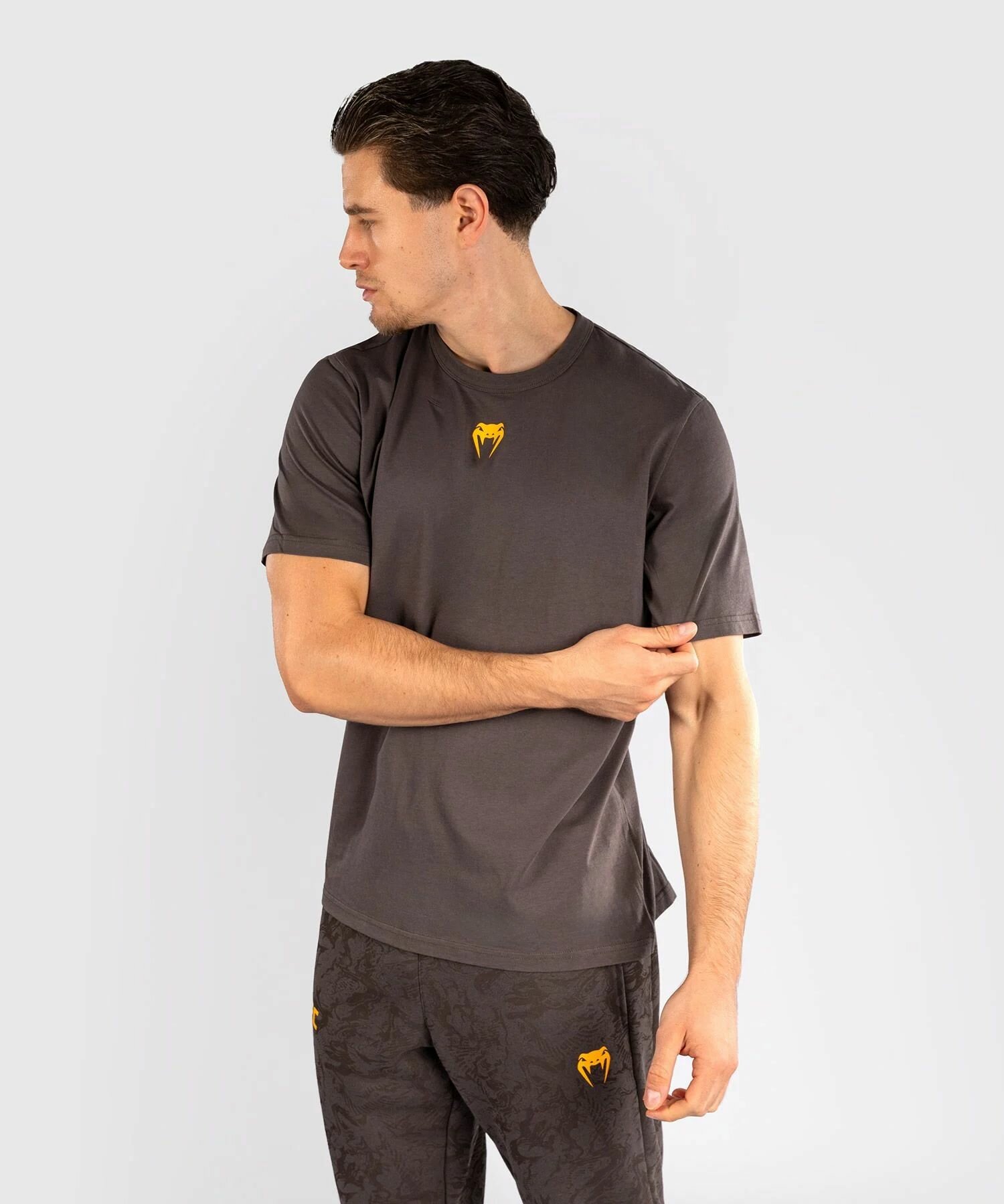 Футболка спортивная