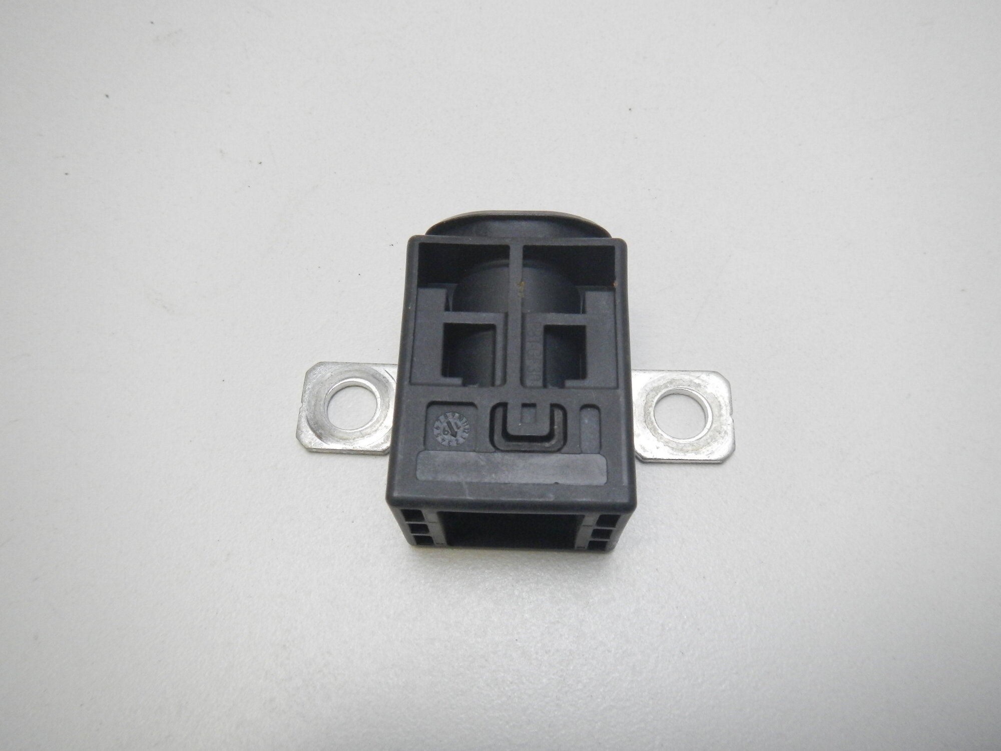 Б/У Пиропатрон АКБ, Porsche (Порше)-CAYENNE 9Y0 (17-) PORSCHE CAYENNE 9Y0 (17-) Без видимых повреждений. 622474 VAG арт....