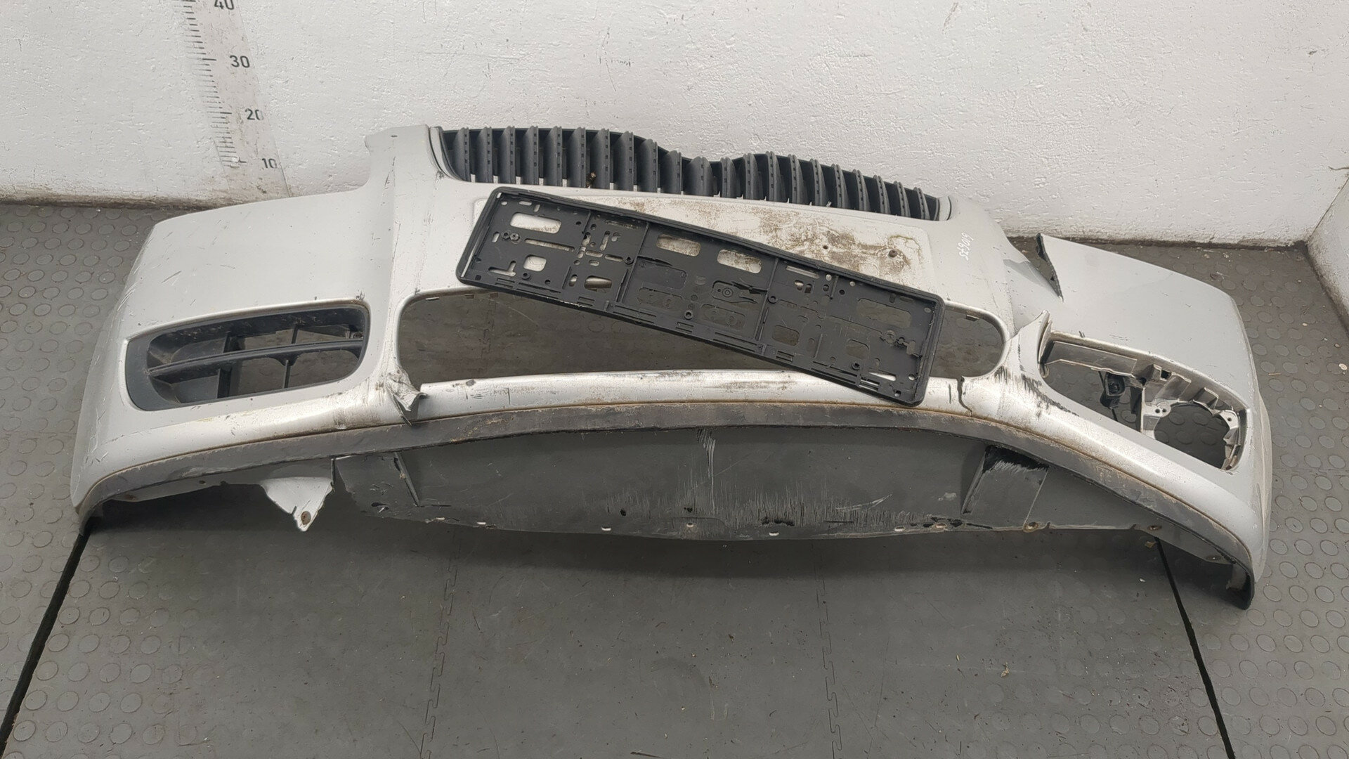 Бампер передний Skoda Fabia Б/У