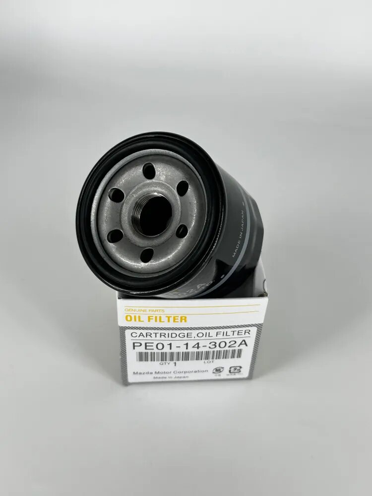 Фильтр масляный для Mazda PE0114302A