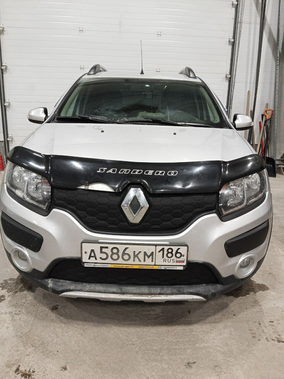 Утеплитель радиатора Экономия топлива Renault Sandero Рено Сандеро 2018 -2022 II Рестайлинг