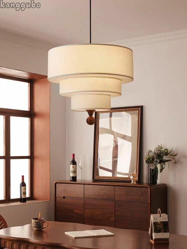 Тканевая люстра в средневековом стиле