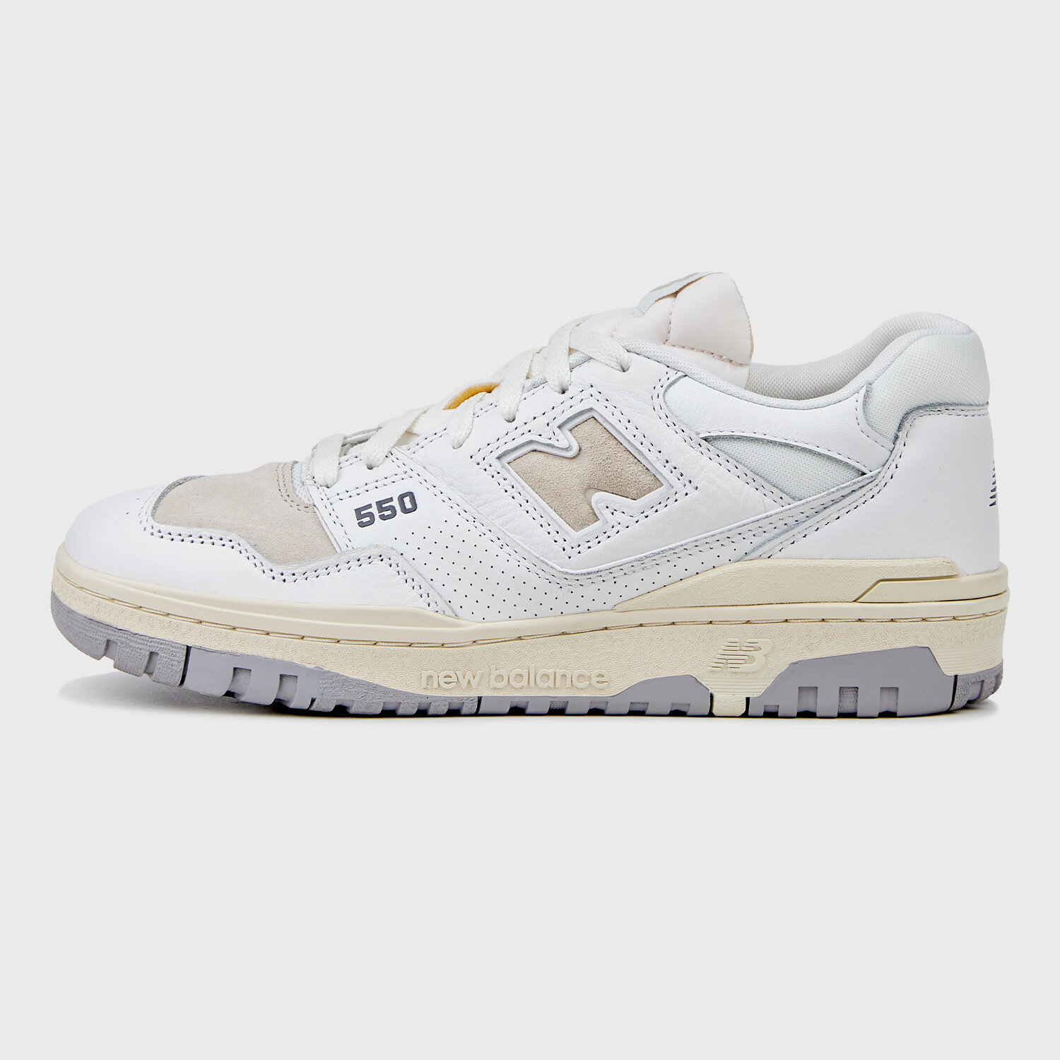 Кроссовки 550