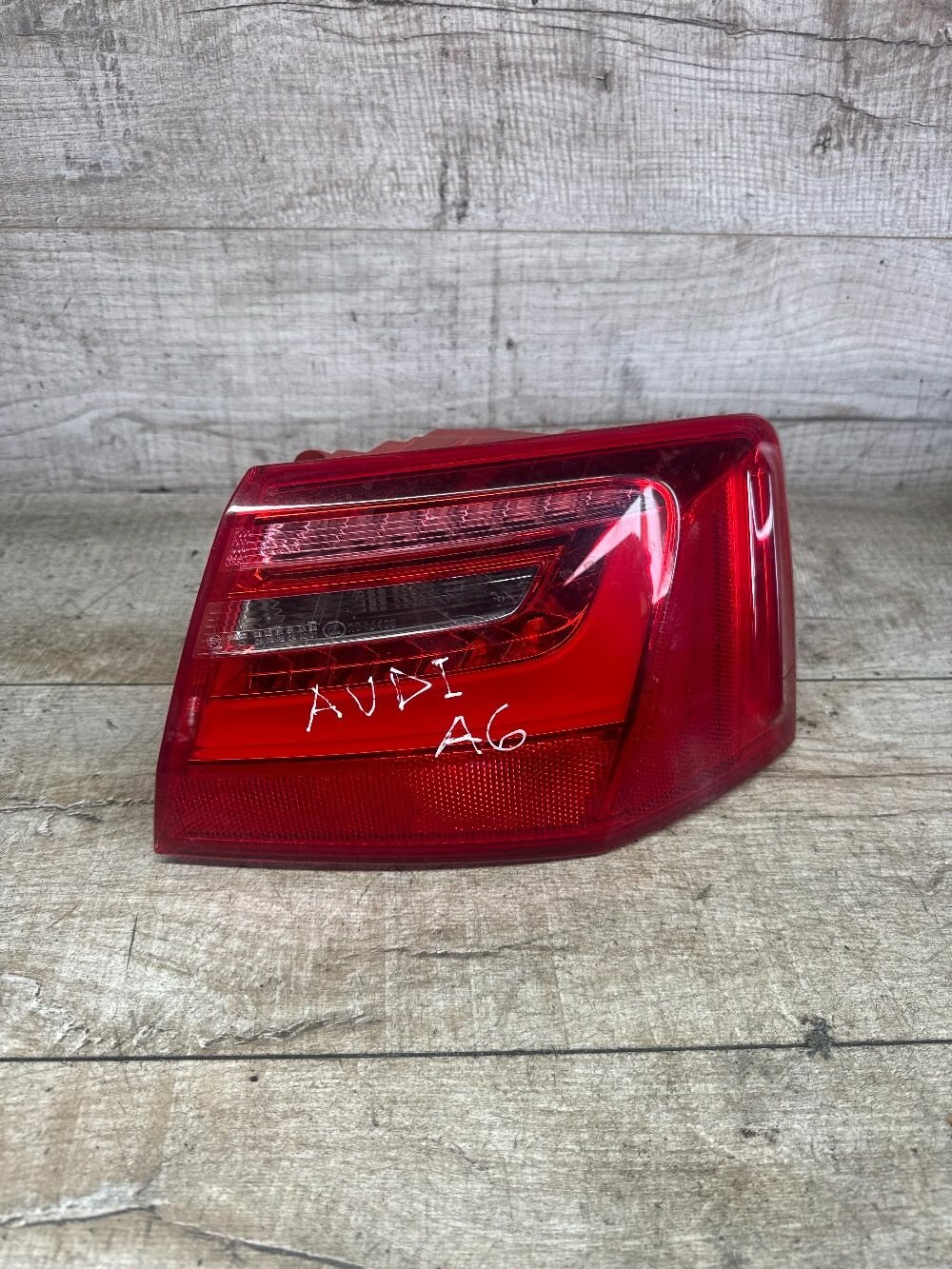 Фонарь задний правый наружный Audi a6 c7 4g5945096a