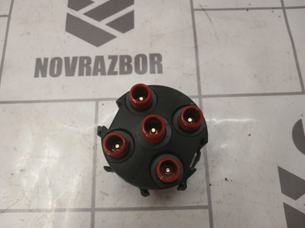 Крышка распределителя зажигания VW Golf 3 Vento 91-97