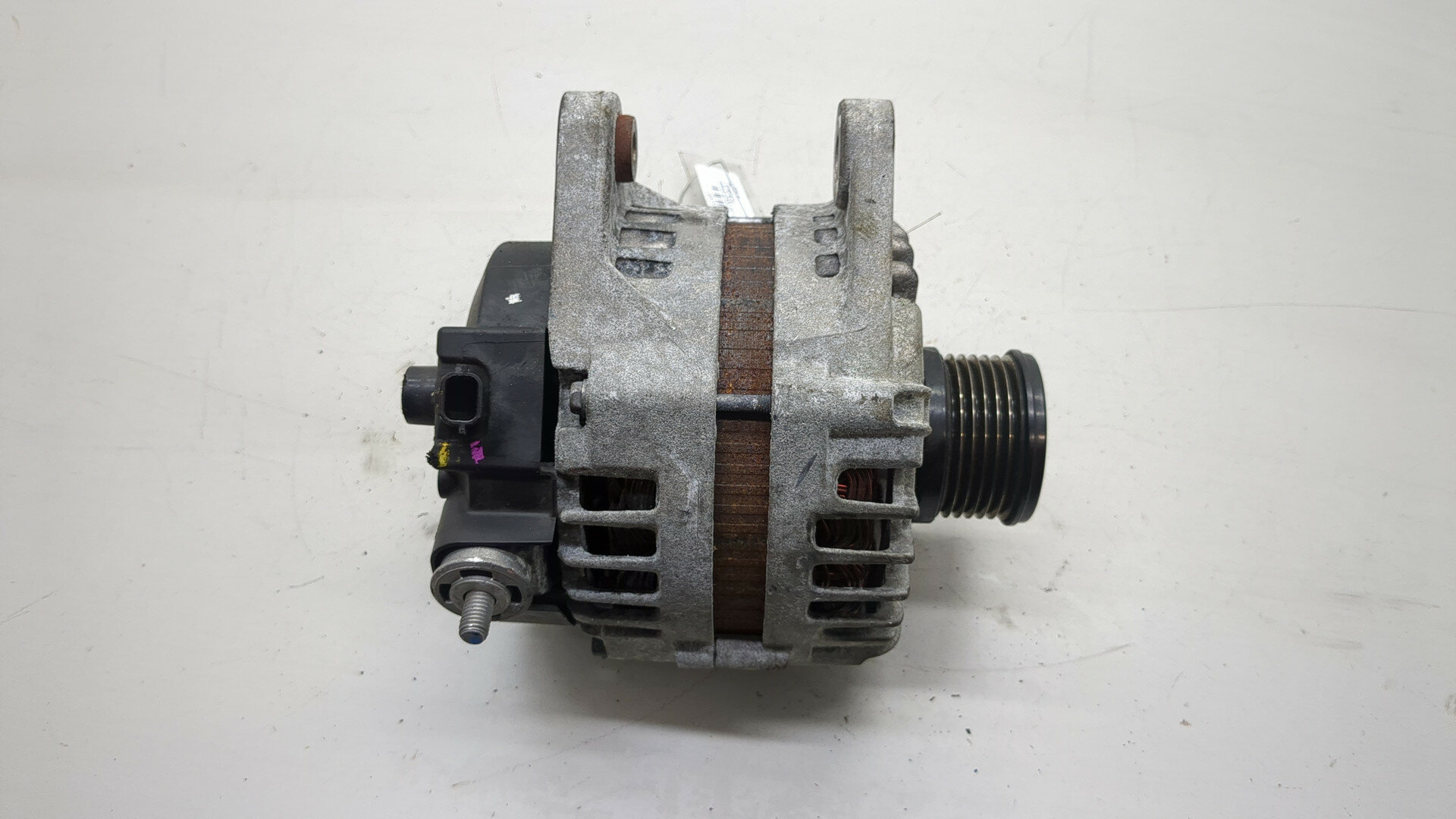 Генератор Infiniti QX50 Б/У