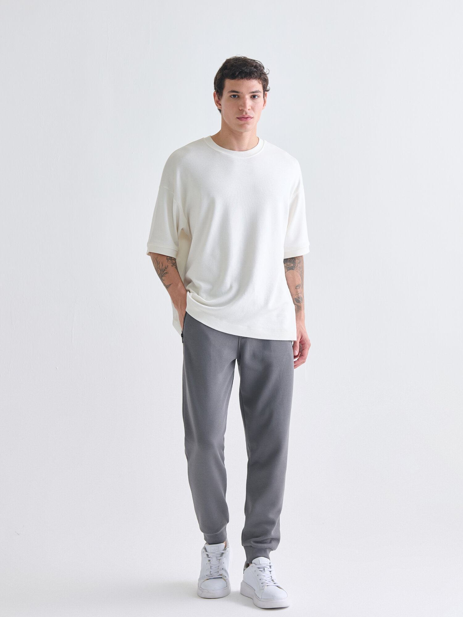 Брюки спортивные