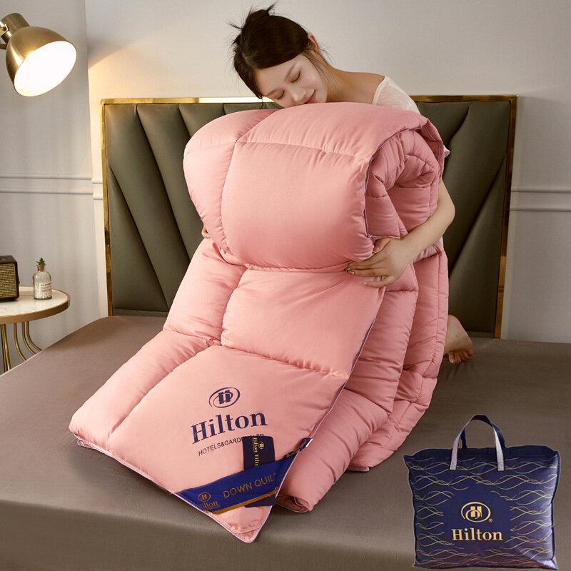 Бархатное одеяло из перьев Hilton, 200х230 см,2 кг