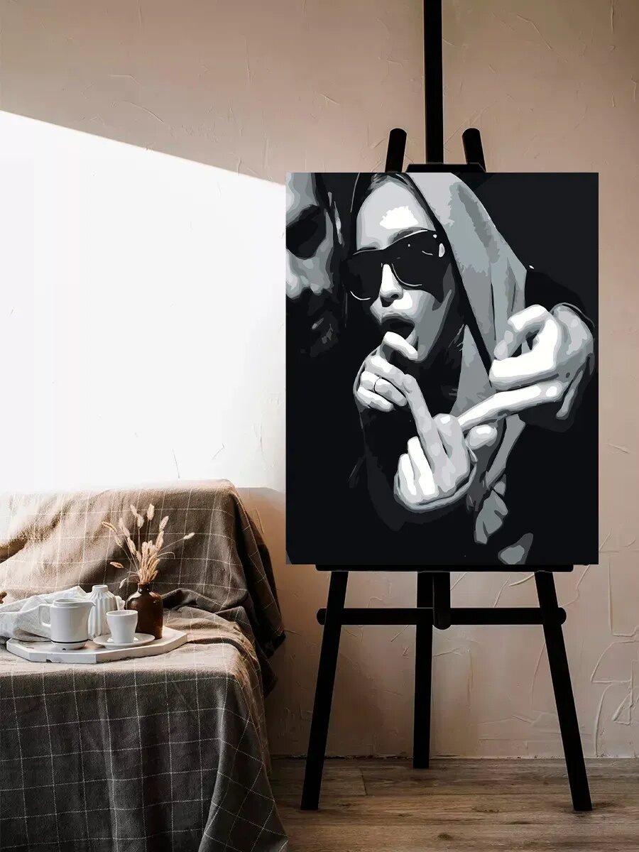 Картина по номерам Девушка в Очках Фак Дерзость Дерзкие