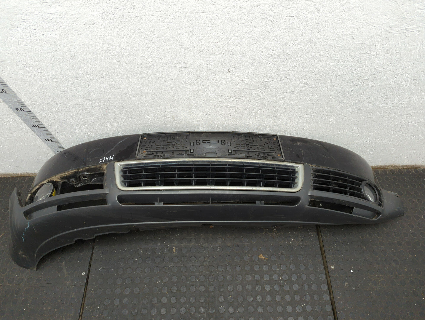 Бампер передний Audi A4 (B6) Б/У