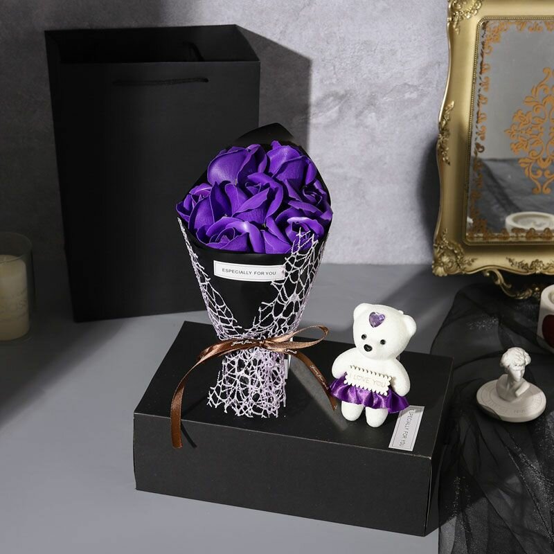 Подарок на День влюбленных: Букет из 7 мыльных роз с мишкой в коробке, Креативный романтический набор