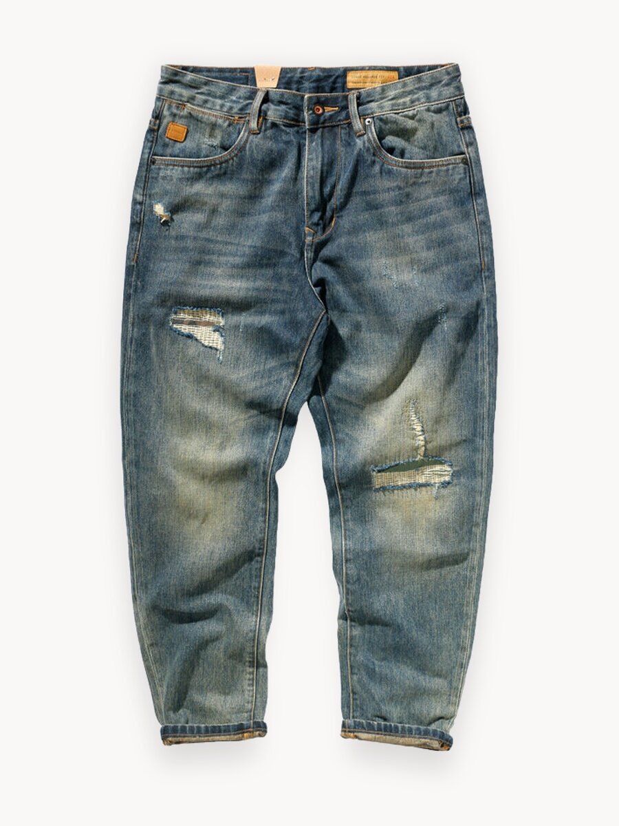 Джинсы зауженные