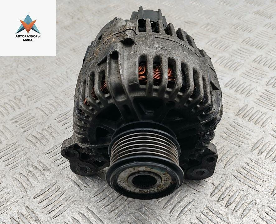 Генератор Volkswagen Golf 5 2006 9045390