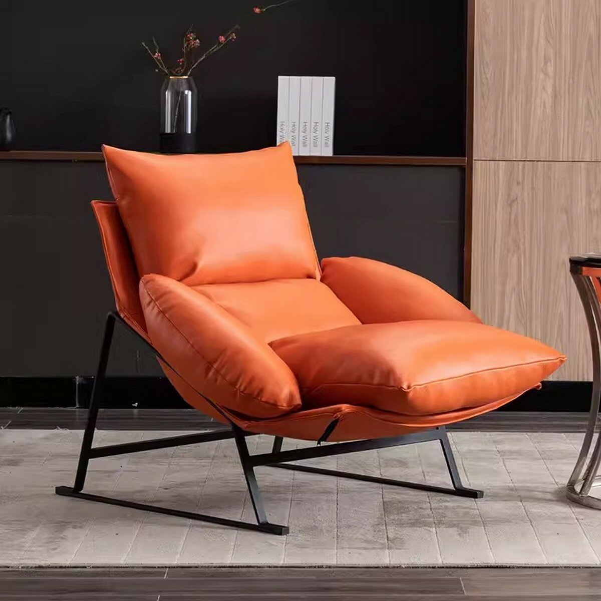 Кресло в стиле Belair, металлический каркас (оранжевый, кожзаменитель)