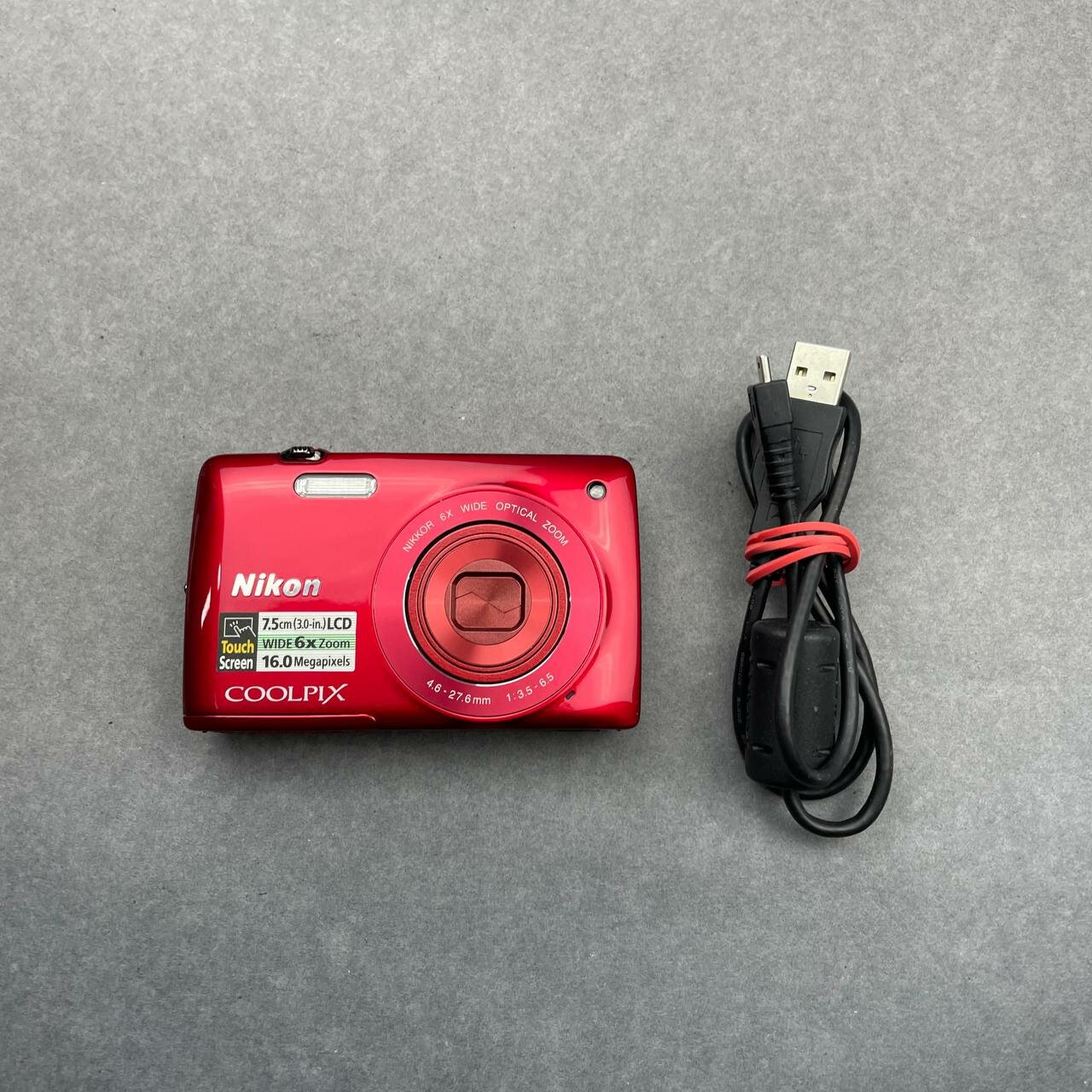 Цифровой компактный фотоаппарат Nikon Coolpix S4200 красный, 16 МП